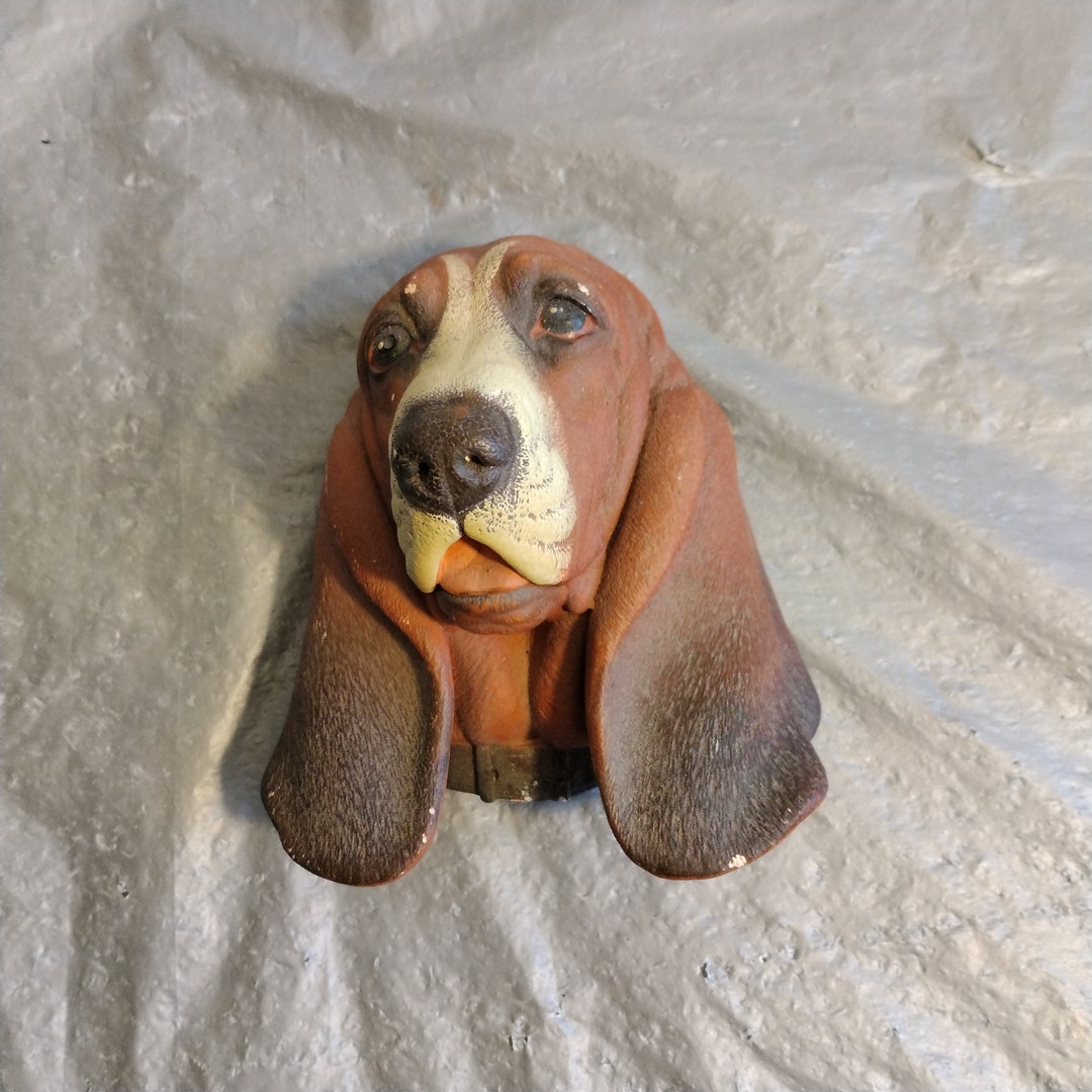 Vintage Bossons Basset Hound Wall Figure Plaque, Chalkware Dog Figurine ...