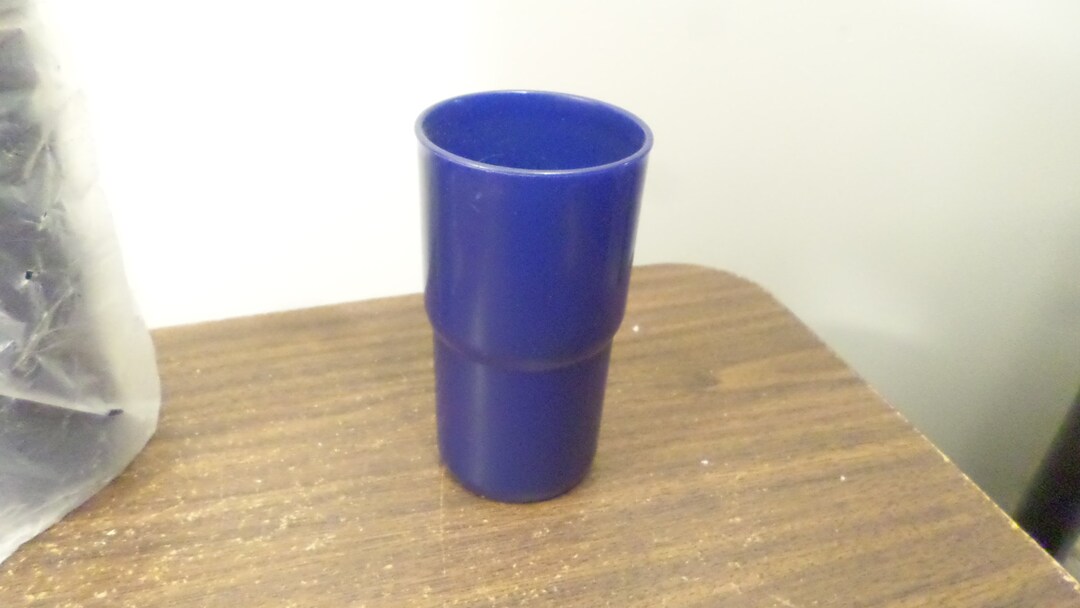 6 NOS Vintage Tupperware 2412B Stackable Blue Cups, Tupperware ...
