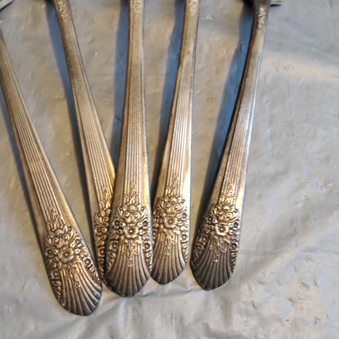 13pc Vintage Wm Rogers Original Rogers Silverware Marigold Pattern - Etsy