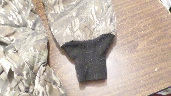 Vintage Johnson Garment Reversable Tree Bark Camo Bla… - Gem