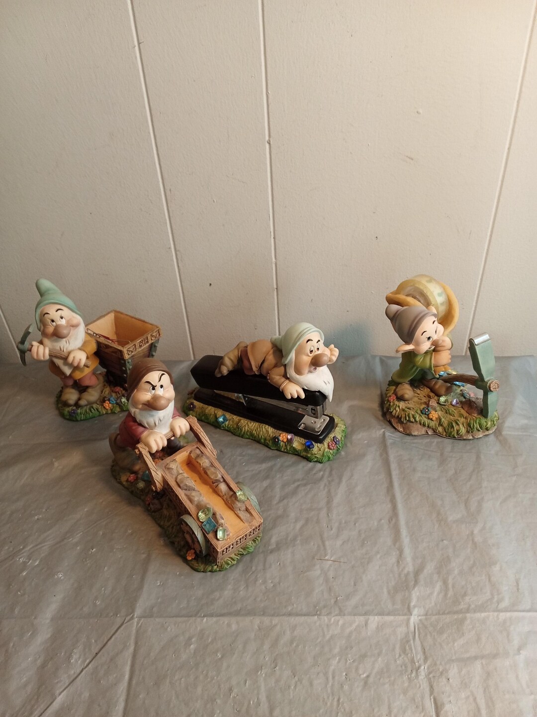 4pc Disney Snow White Dwarf Desk Set, Tape Dispenser, Stapler - Etsy