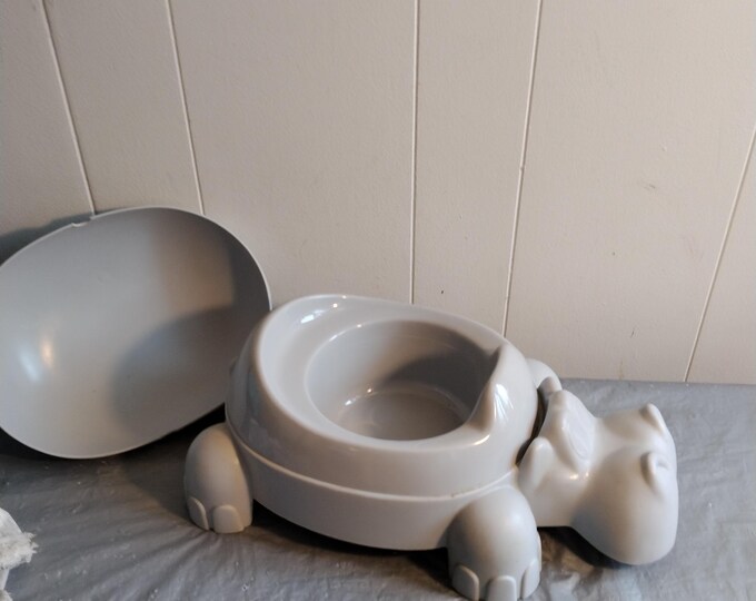 Vintage Stamp Hard Plastic Hippo Storage Chest Made Italy, Hippo Potty ...