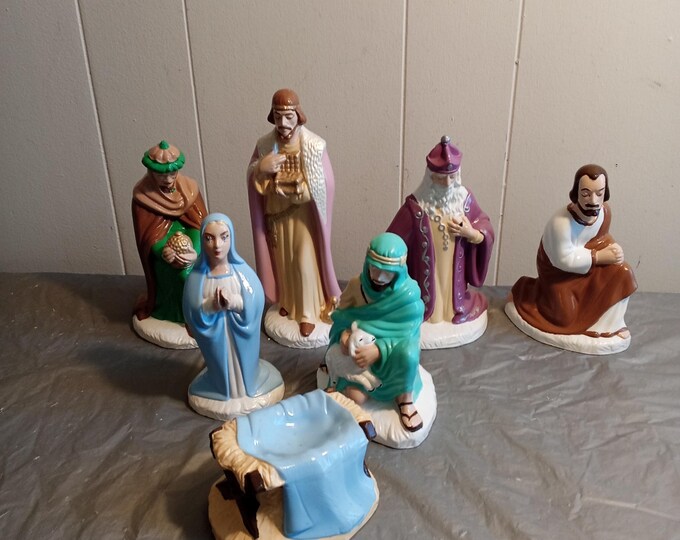 Traditional Nativity Set Holland Molds/christmas /white Gloss Ceramic ...