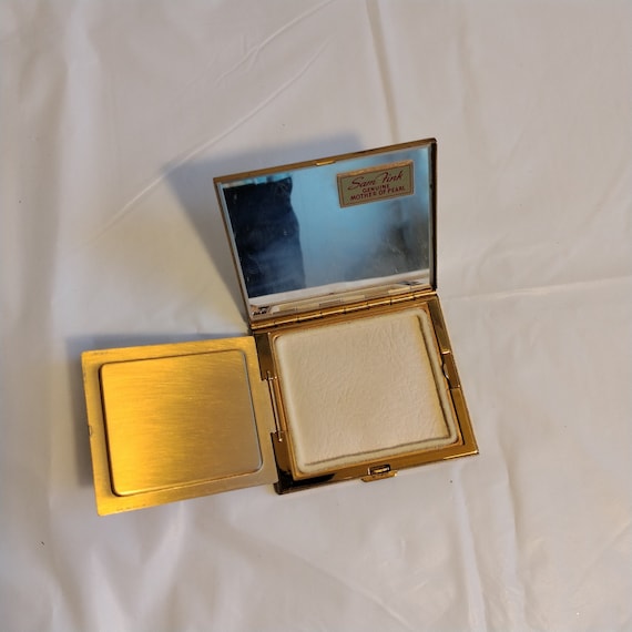 Vintage Sam Fink Mother of Pearl Powder Compact - Gem