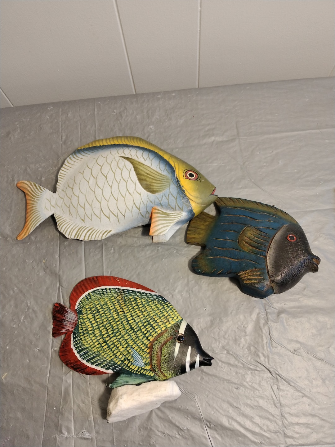 3 Carved Wood Fish Figurines, Nautical Beach Decor - Etsy