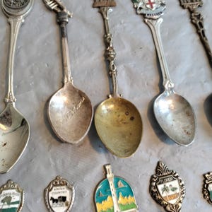 Vintage Souvenir Spoon Collection and Spoon Display, Look & Read ...