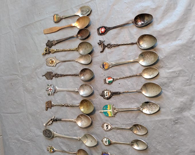 Vintage Souvenir Spoon Collection and Spoon Display, Look & Read ...
