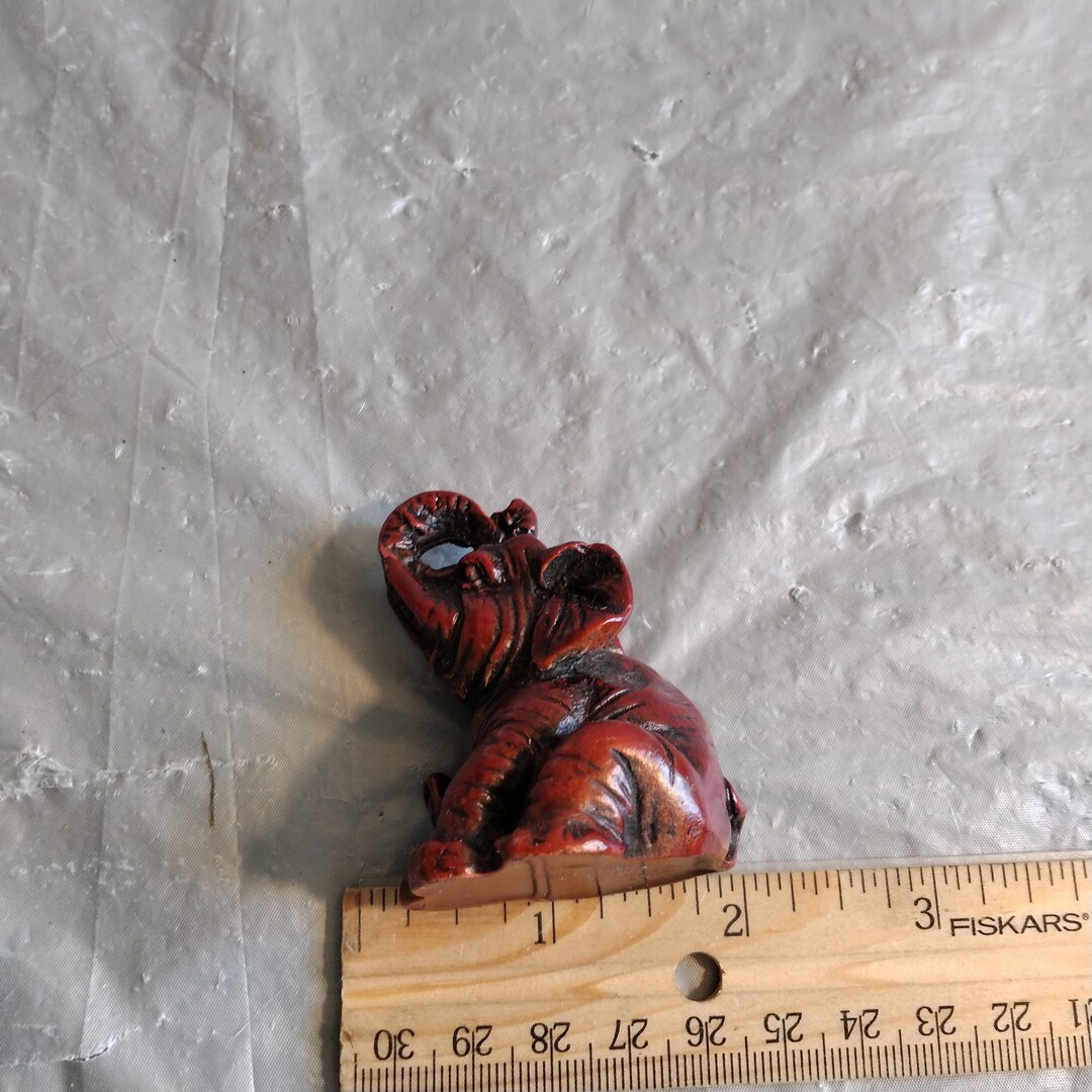 Vintage Sitting Elephant Figurine, Mini Resin Elephant - Etsy
