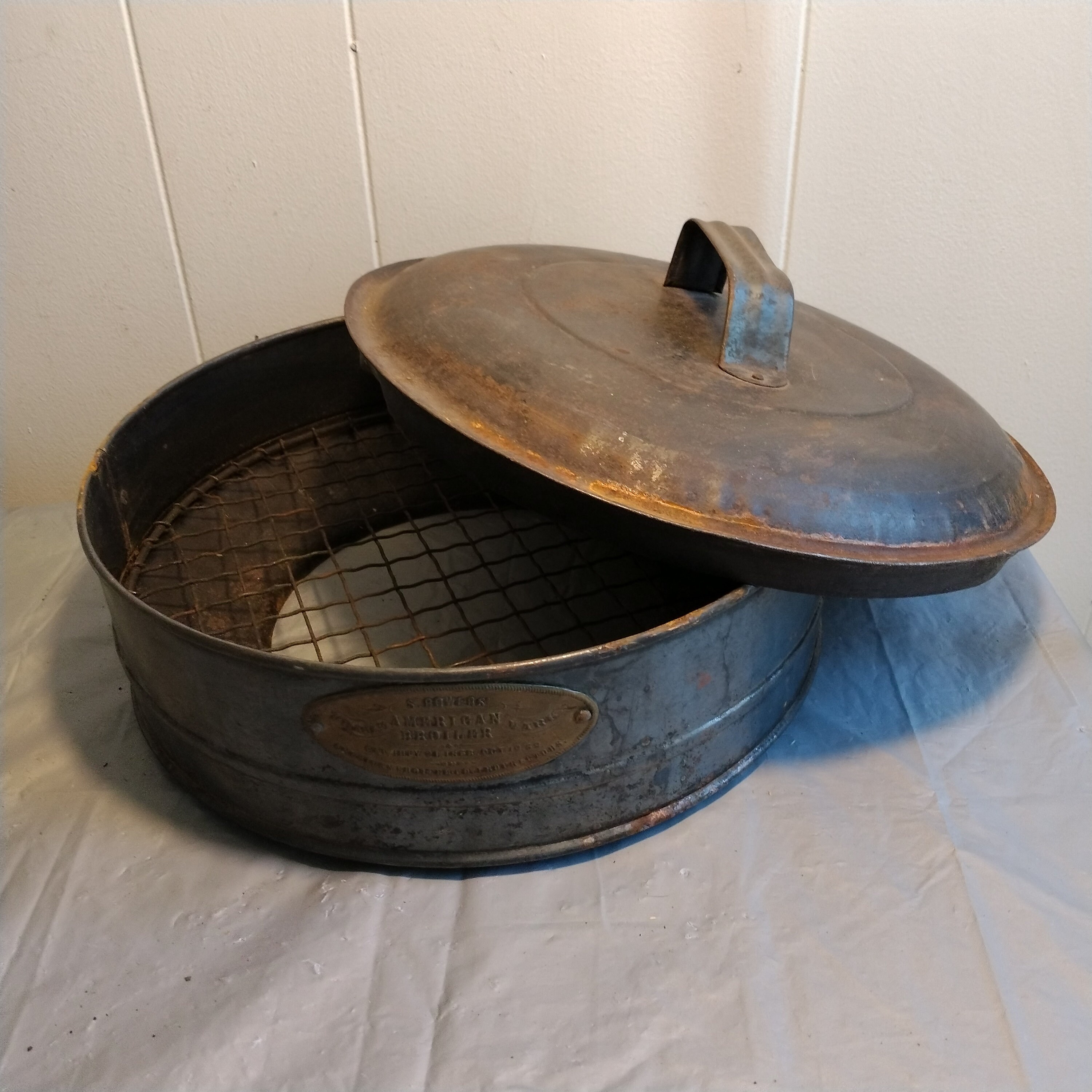 Antique S Bowers American Broiler, Antique Iron Broiling Pan, Look and ...