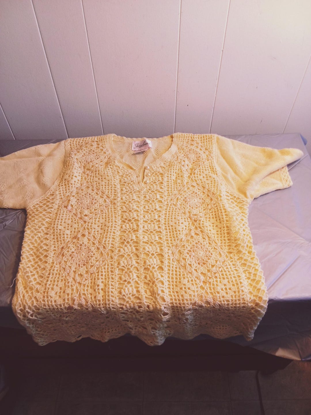 Jaclyn Smith Yellow Short Sleeve Sweater Top M - Etsy
