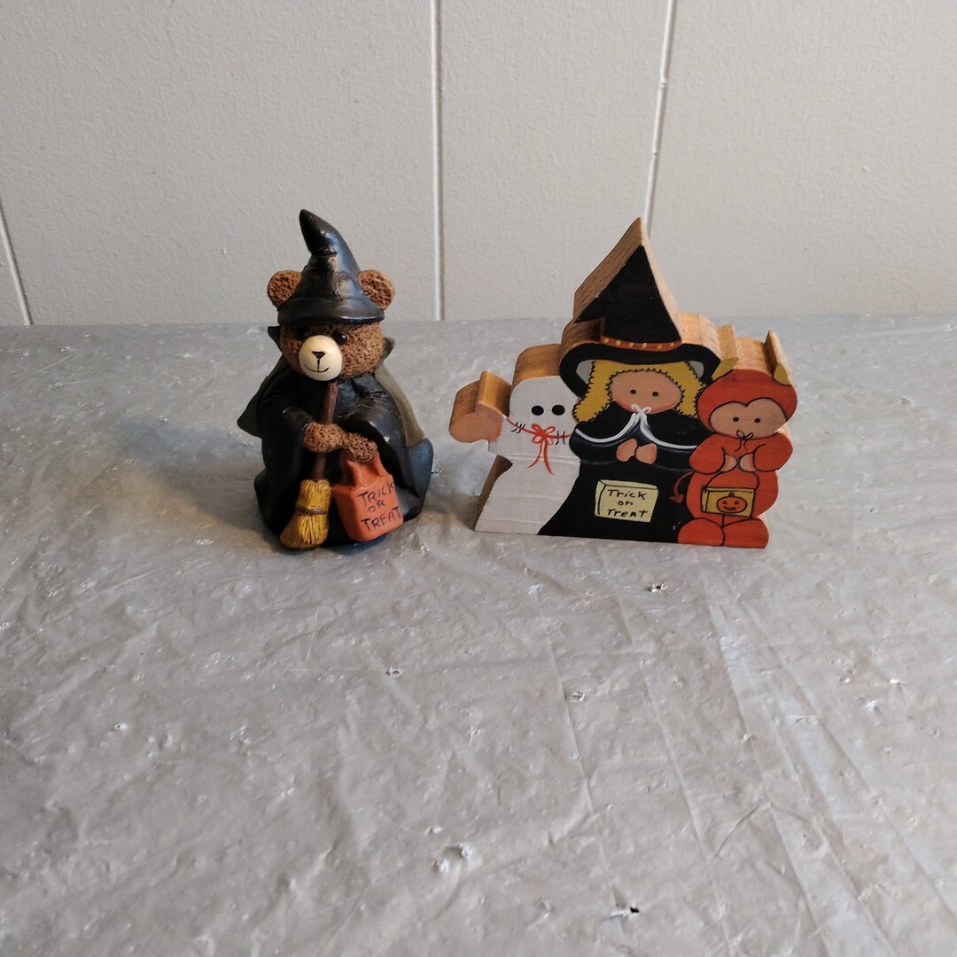 2 Halloween Figurines, Halloween Decor, Bear Witch, Trick or Treat - Etsy