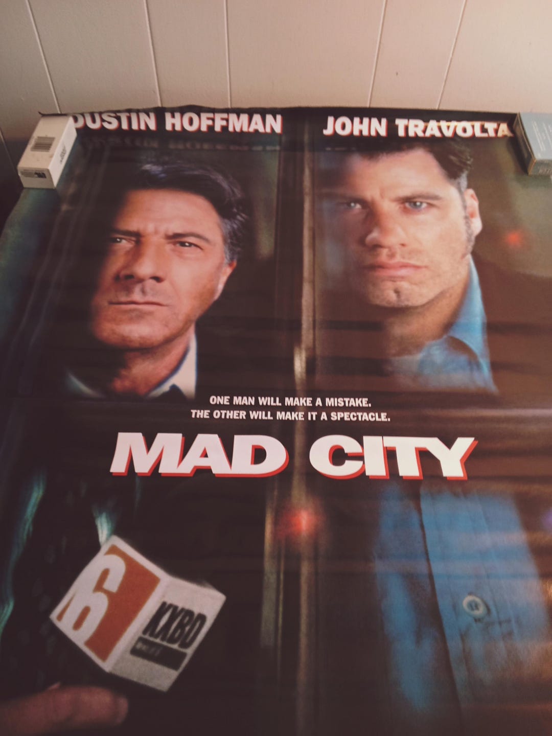 27.5x40" Mad City Movie Poster, John Travolta, Dustin Hoffman 1997 - Etsy
