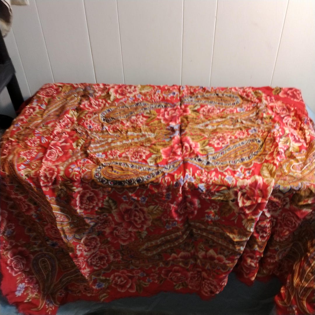 Vintage Ellen Tracy Red Floral Wrap Scarf, Has Holes, 50x50", Read ...