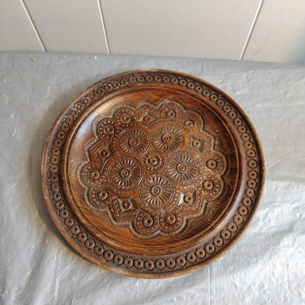 Wood Carved Plate - Etsy
