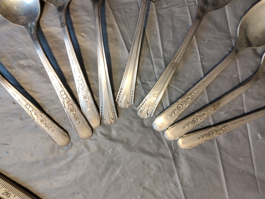 9 Vintage Vernon Crosby Silverplate Demitasse Spoons, Floral Pattern - Etsy