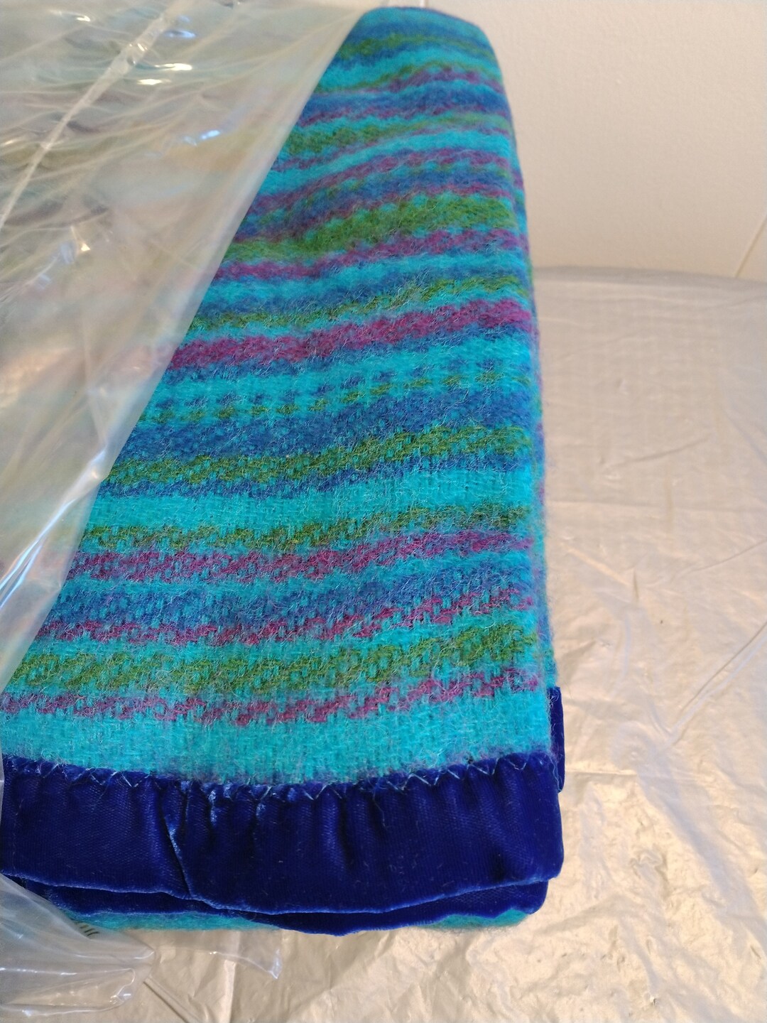 NOS Fieldcrest Capri Blanket, Double Bed Virgin Wool Blanket, Blue ...