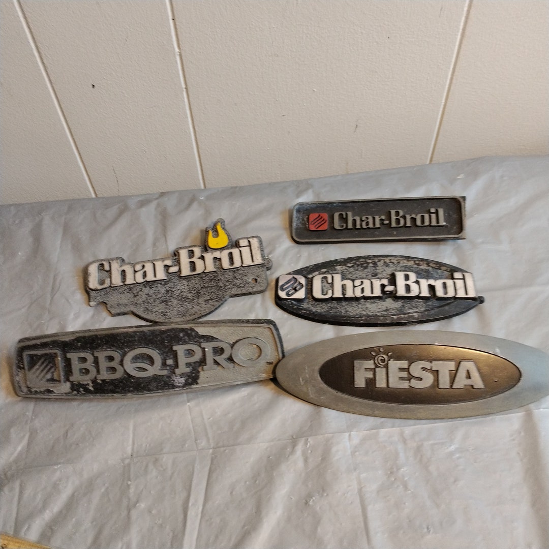 5 Vintage Metal Logo Plates, Char Broil BBQ Pro Fiesta, Look & Read ...