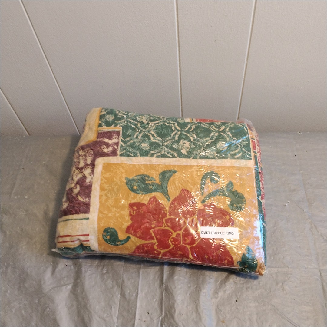 NOS King Bed Dust Ruffle, King Bed Skirt, Red Green Floral - Etsy