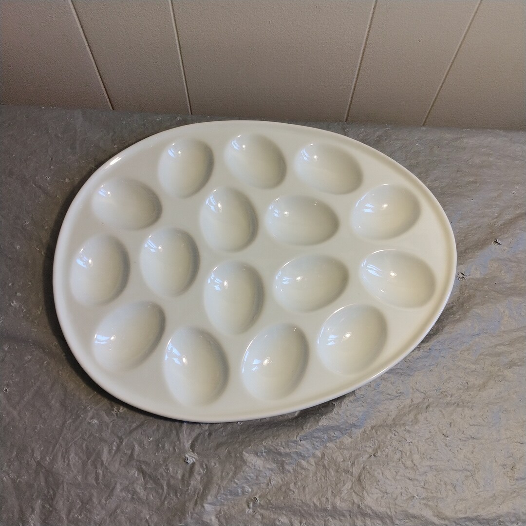 Vintage Egg Shaped Egg Dish, Deviled Egg Dish Holds 16 Eggs - Etsy