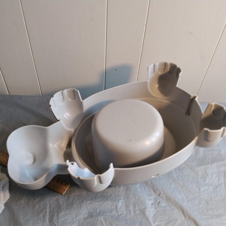 Vintage Stamp Hard Plastic Hippo Storage Chest Made Italy, Hippo Potty ...