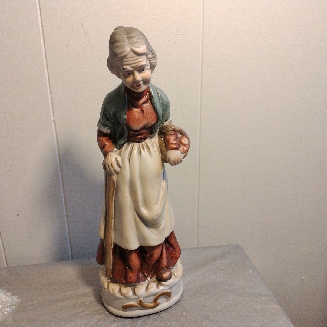 12 1/4" Vintage Old Lady Statue Figurine - Etsy
