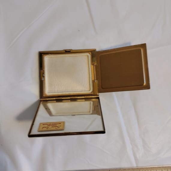 Vintage Sam Fink Mother of Pearl Powder Compact - Gem