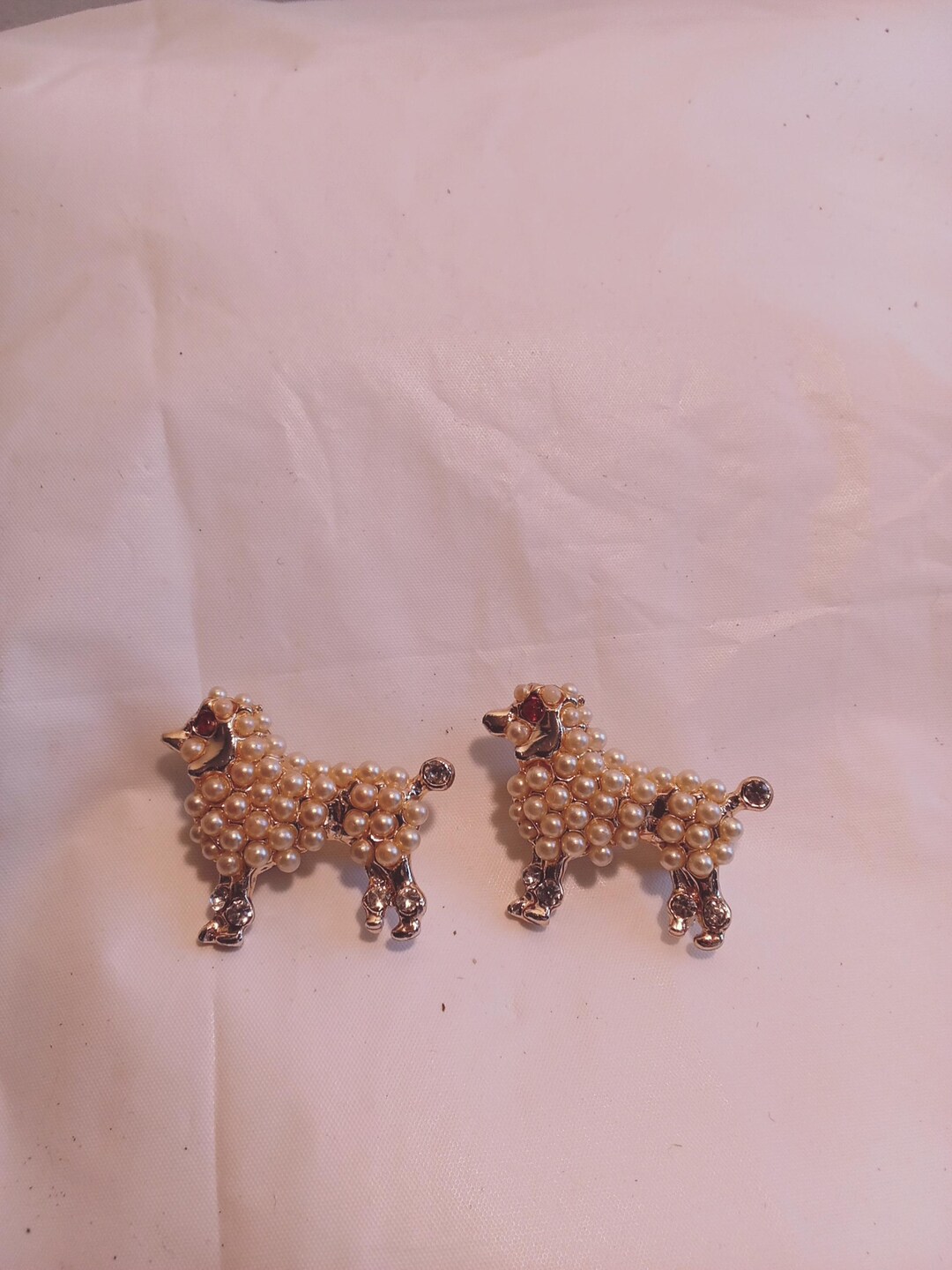 2 Vintage Pearl Dog Pins Brooch With Red Eyes - Etsy