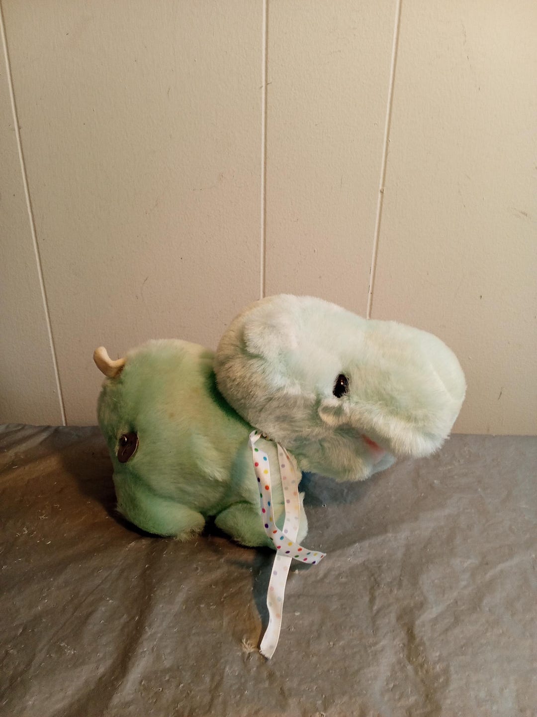 Kindergund Green Wind up Musical Plush Hippo, You Are My Sunshine Song ...