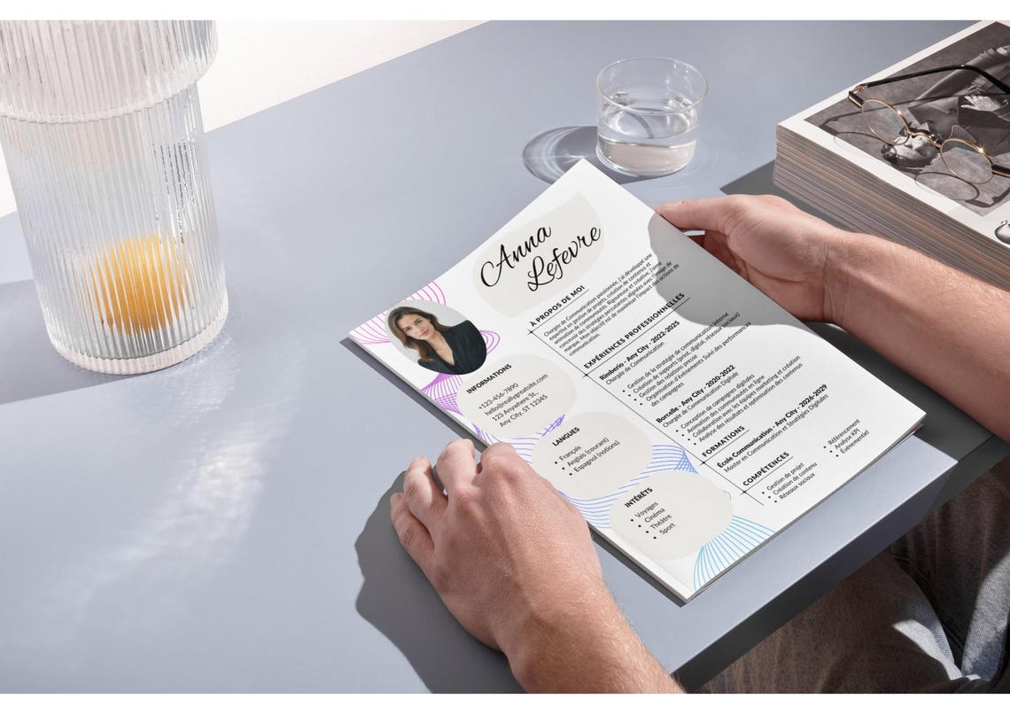 Modèle De CV Minimaliste Français | Template Éditable Sur Canva ...