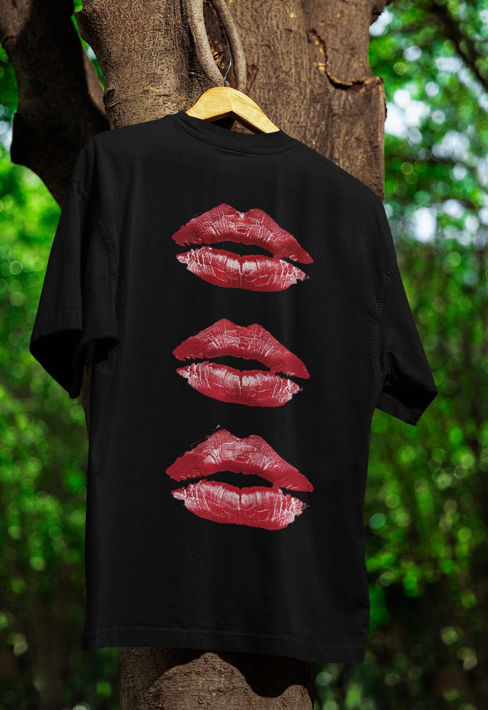 Large Lips, Embroidery ,design, Lipstick, Design File, Fill Stitch ...