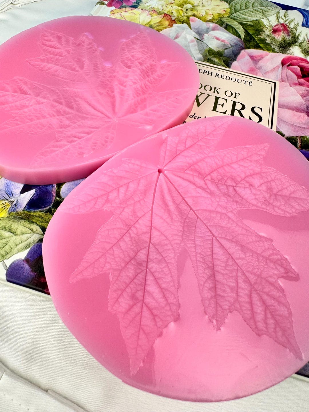 Silicone Maple Leaf Veiner With Matching Cutter – Sugarcraft Tool for ...