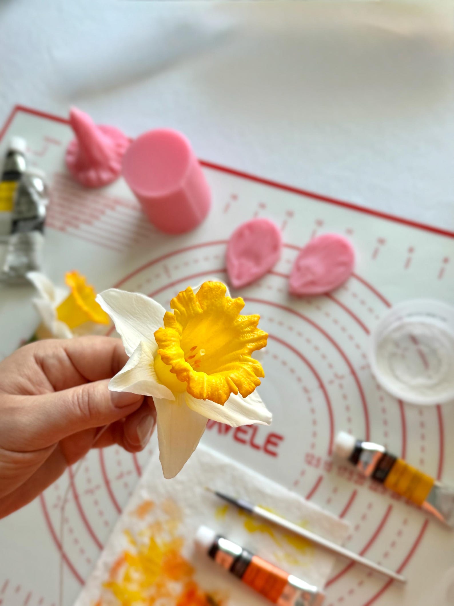 Daffodil Flower Veiner & Cutter Set – Silicone Tools for Petals ...