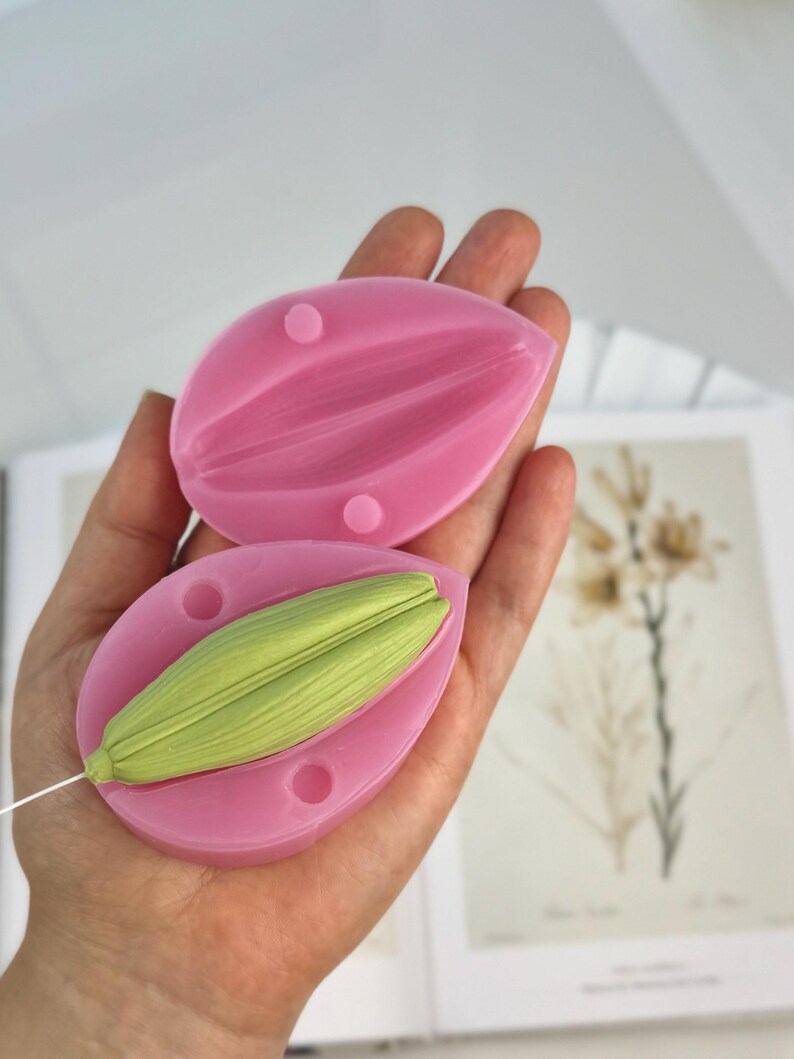 Large Lily Flower Silicone Mold Set: Sugar Paste, Polymer Clay ...