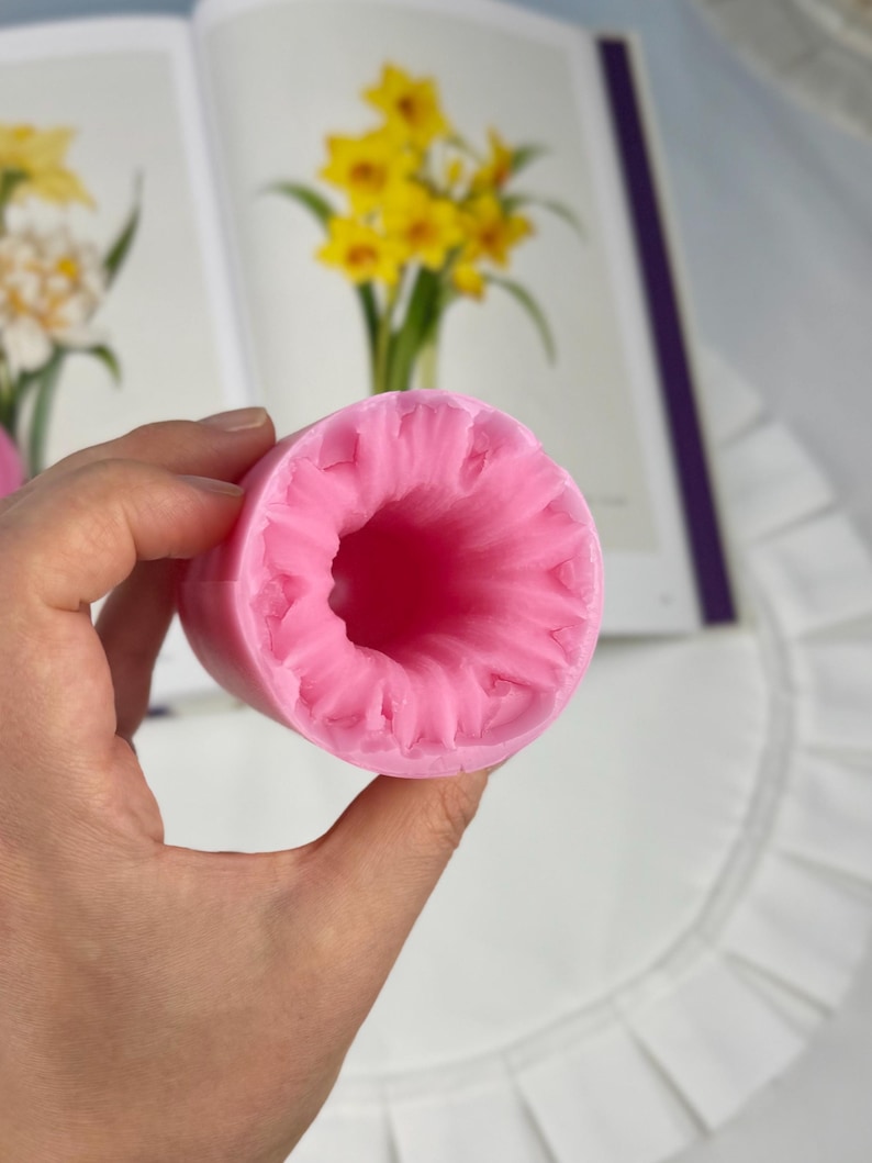Daffodil Flower Veiner & Cutter Set – Silicone Tools for Petals ...