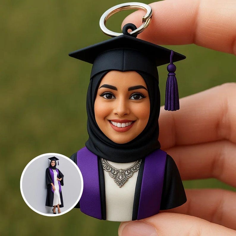Custom Female Graduation Keychain – Personalized 3D Graduate Figurine ...