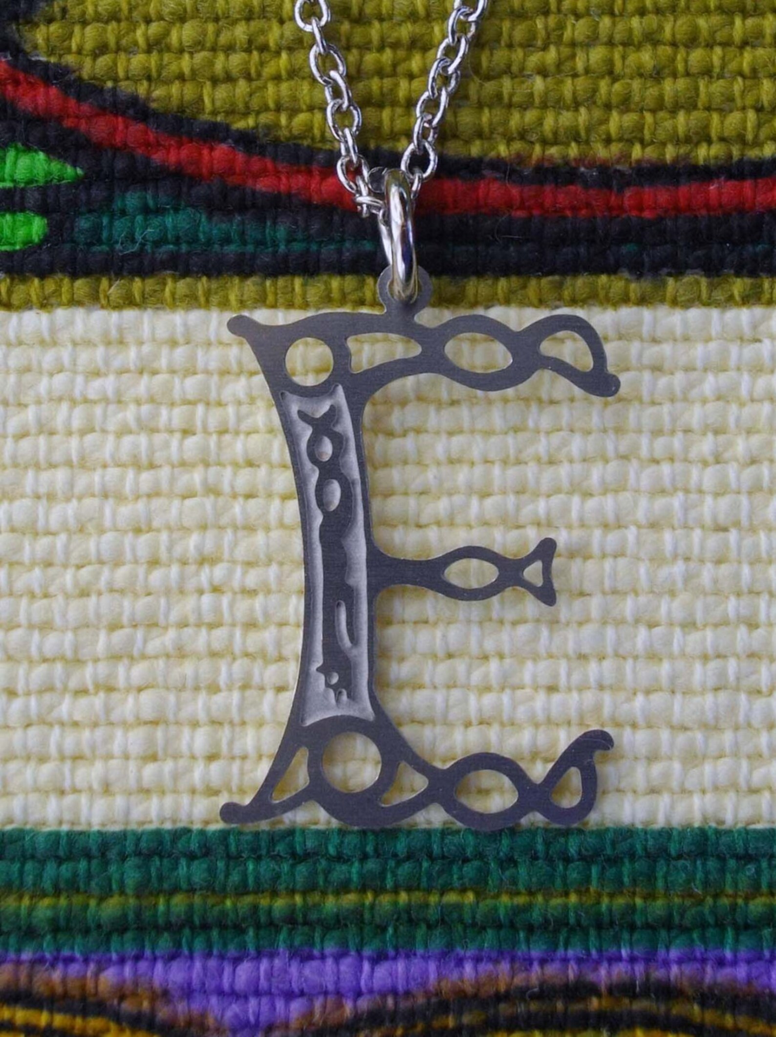 Celtic Letter E Initial Necklace Gospels of Lindisfarne - Etsy