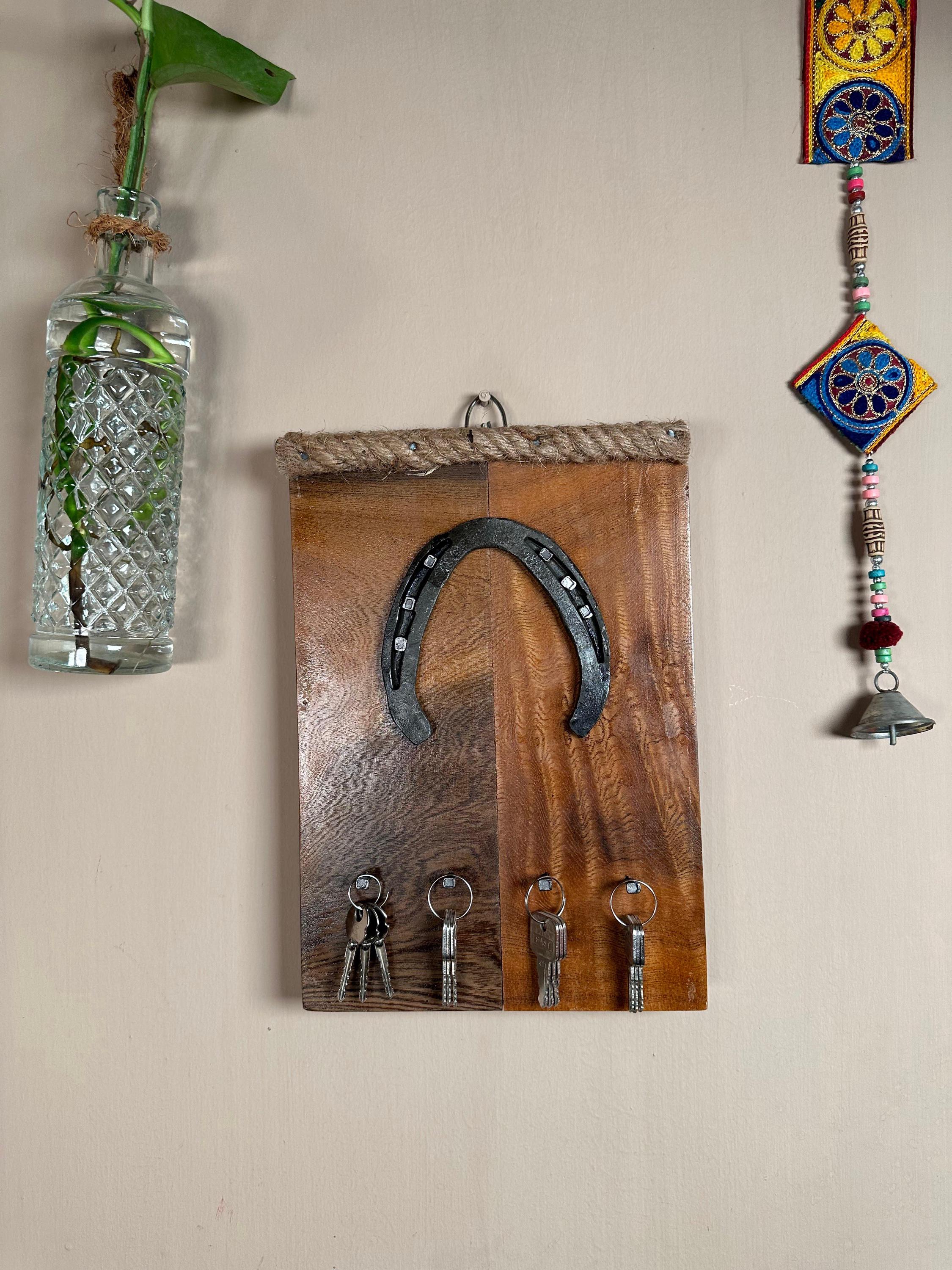 Wooden Key Chain Holder | Rustic Horseshoe Rack | Handmade Wall Mount ...