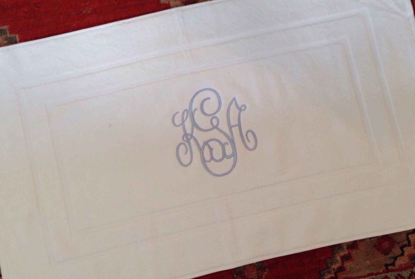 Monogrammed Bath Mat Monogrammed / Personalized / - Etsy