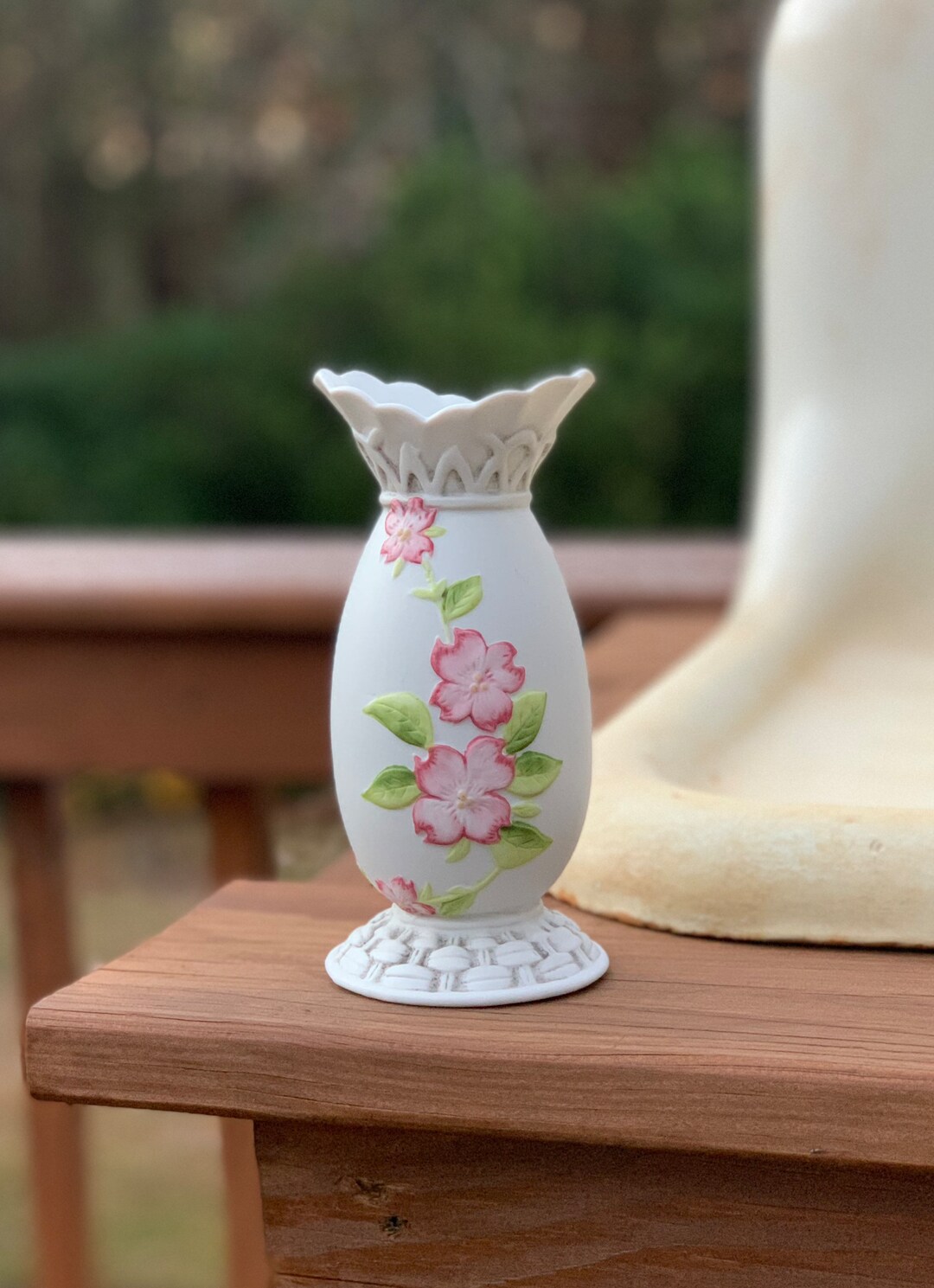 Lefton 1985 Bisque Hand Painted Bud Vase With Basketweave Detail - Etsy