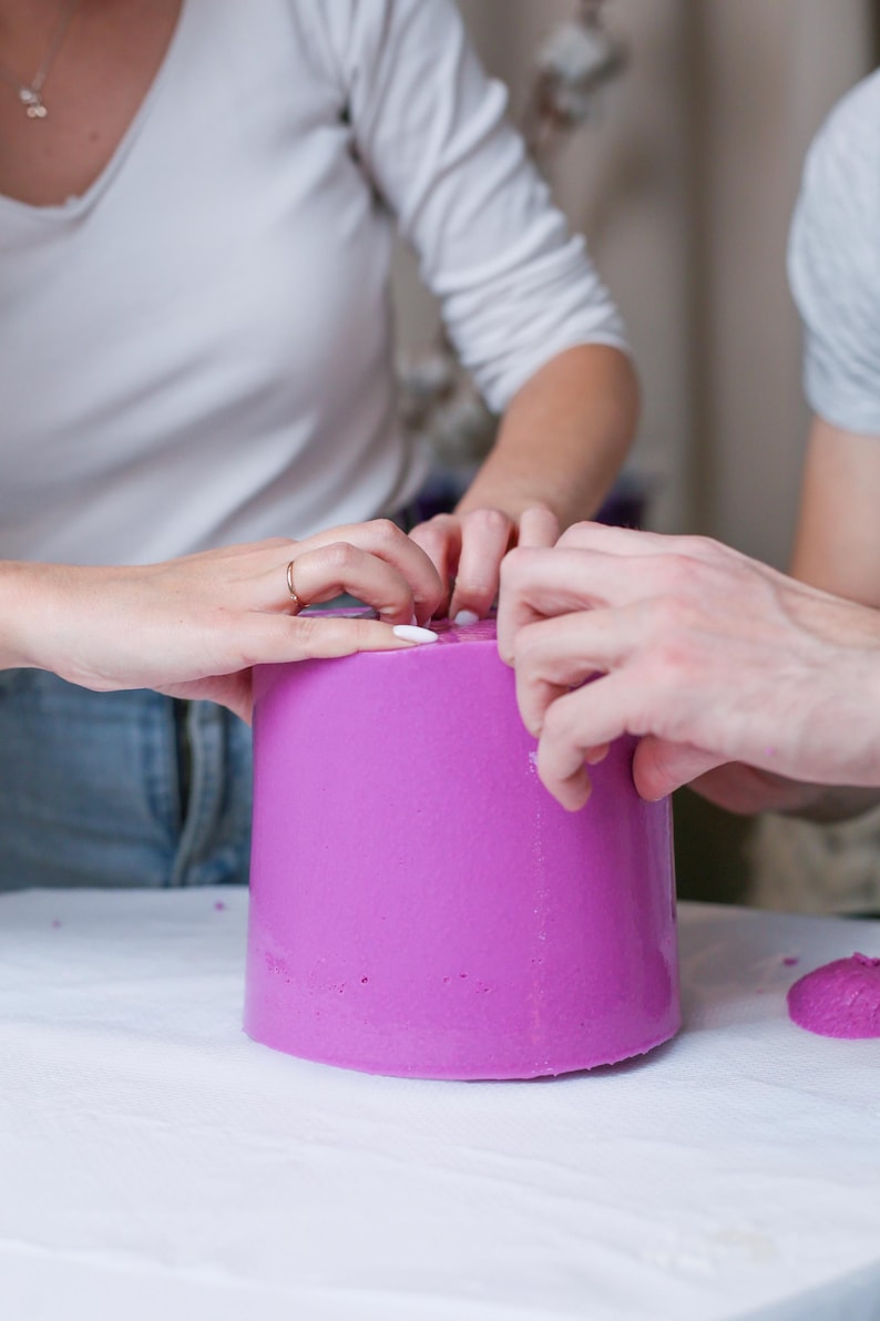 Hand Casting Kit for Couples – DIY Plaster Hand Mold With Custom Name ...