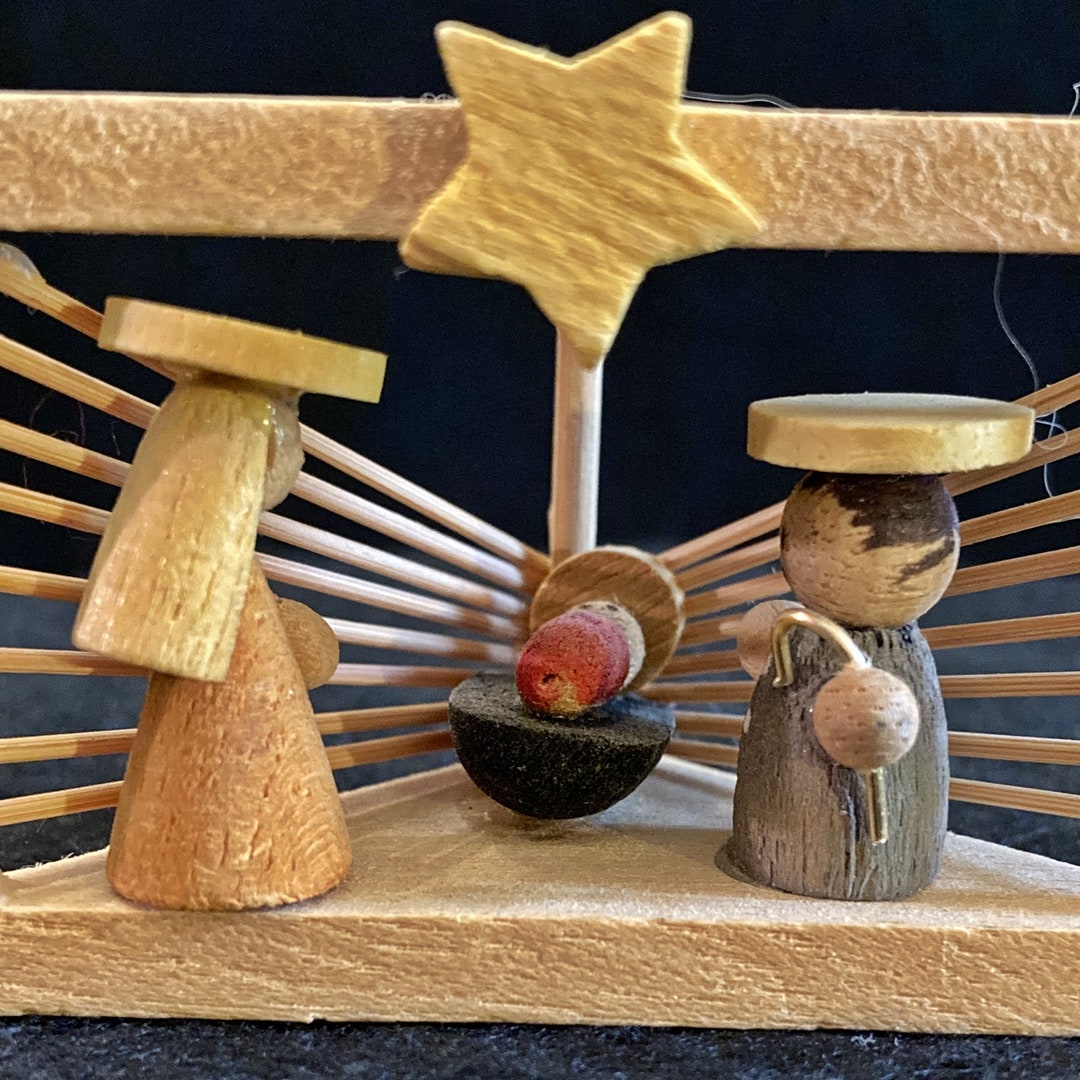 Vintage Wooden Mini Creche, Folk Art, Primitive, Hand Carved, Nativity ...