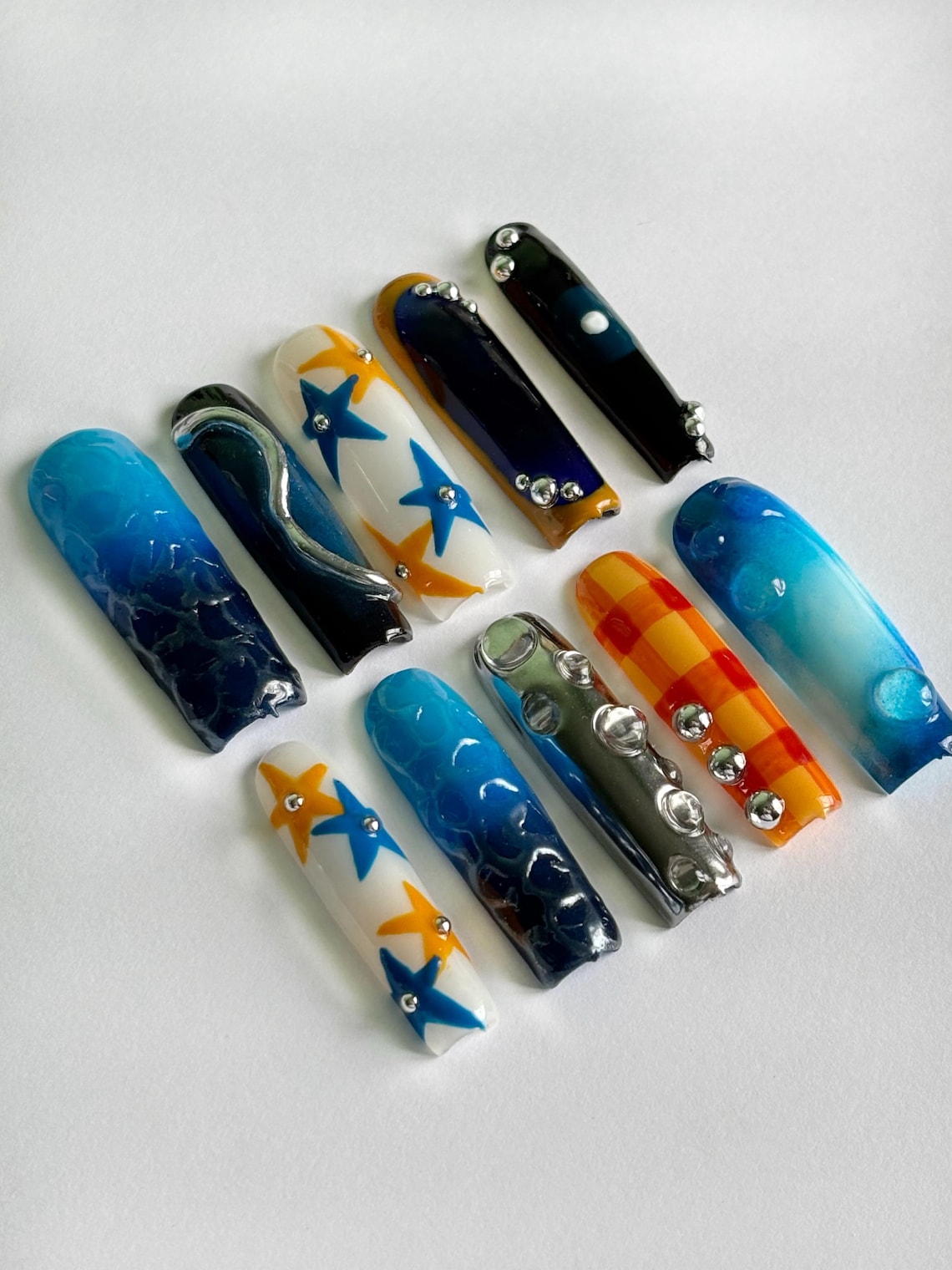 Billie Eilish Hit Me Hard & Soft - Press on Nails/billie Eilish Nails ...