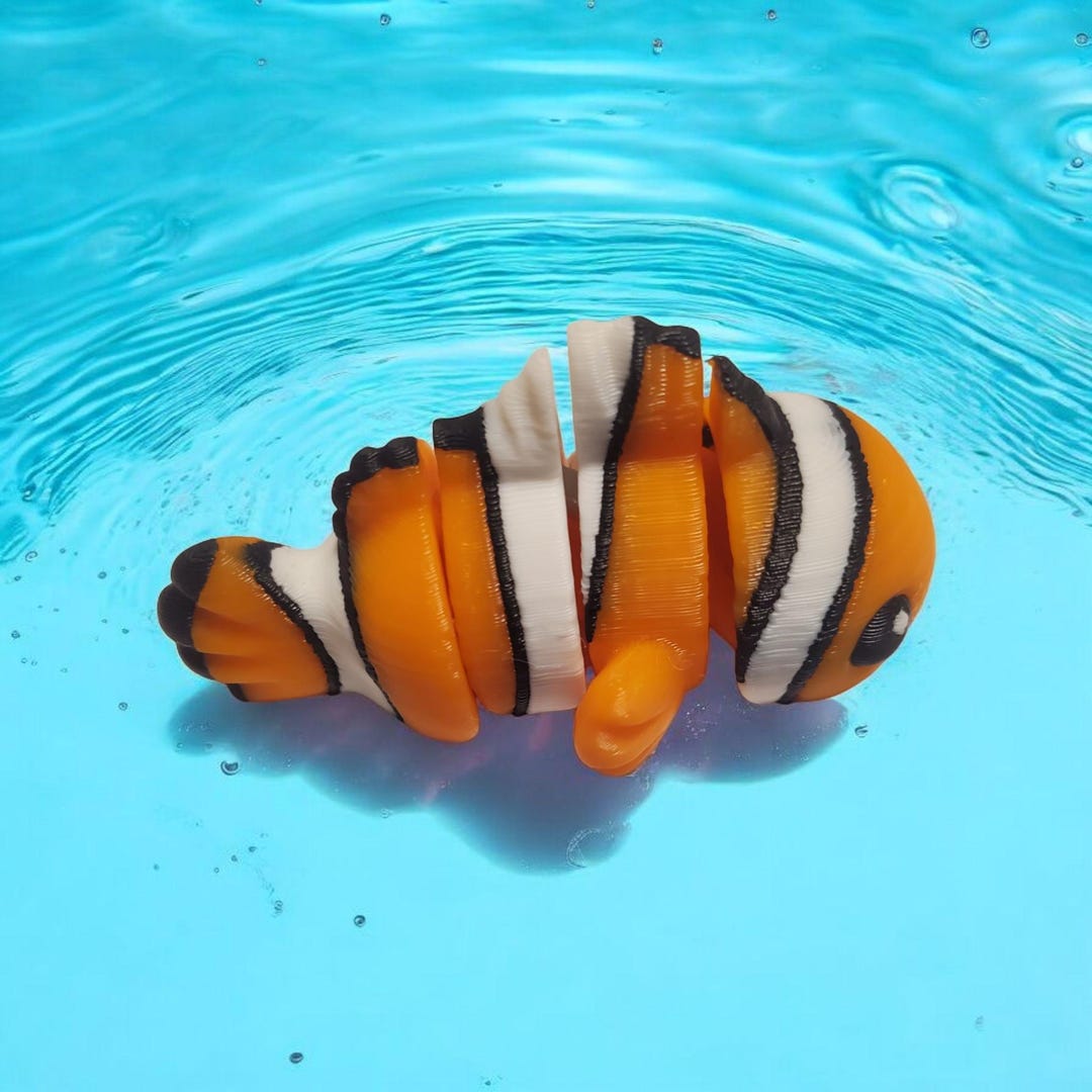 Mini Clown Fish Fidget for Children and Adults. Articulating Fish ...