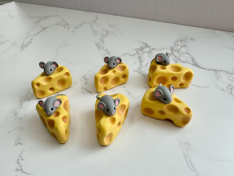 Handmade Polymer Clay Figurine – Mouse Sitting on Wedge of Cheese (MADE ...
