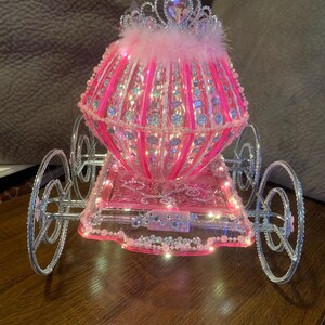 Princess Carriage Centerpiece - Etsy