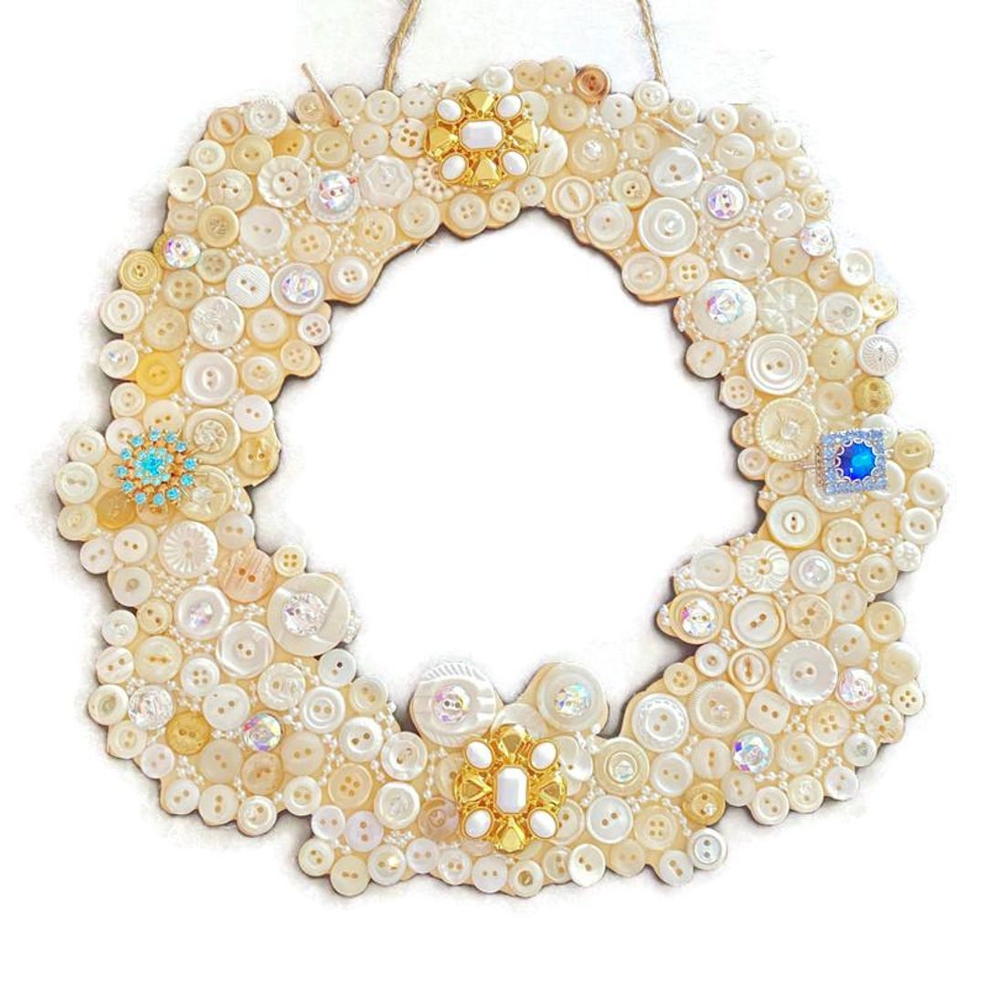 Vintage Embellished Wreath, Button Wreath, VTG Embellished Button ...