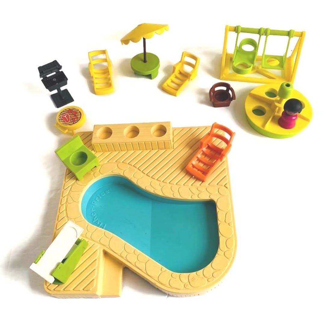Complete 1986 Vintage Fisher Price Little People Swimming Pool 2526, 15 ...