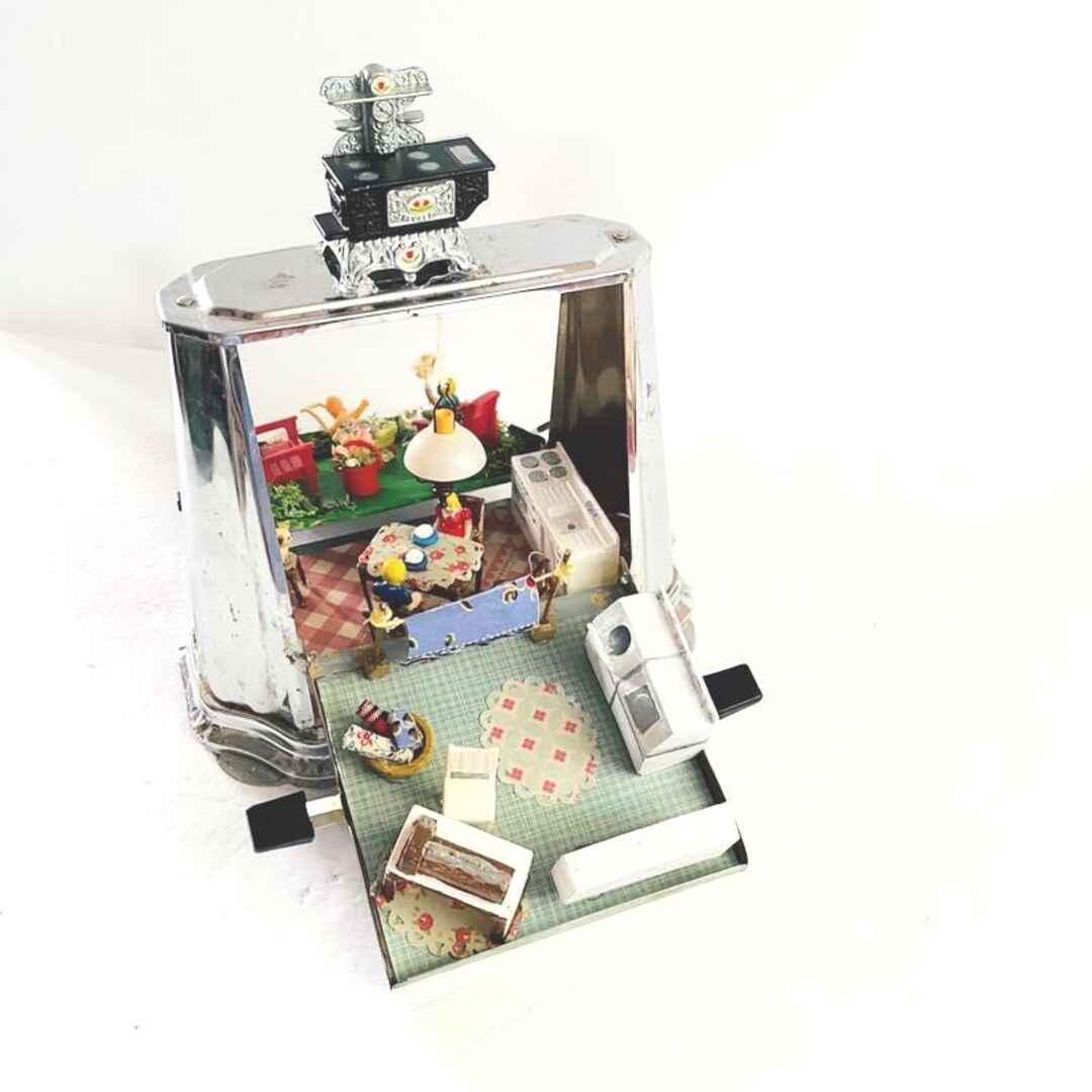 Vintage Art Deco Universal Toaster Assemblage Art – Miniature 1950s ...