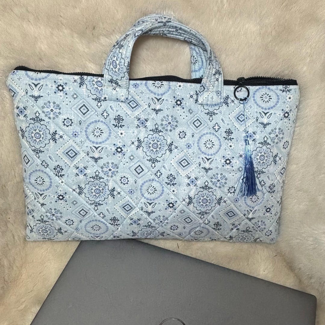 Quilted Laptop/ipad Tote Bag With Handles and Inside Pocket. 15” X 11 ...