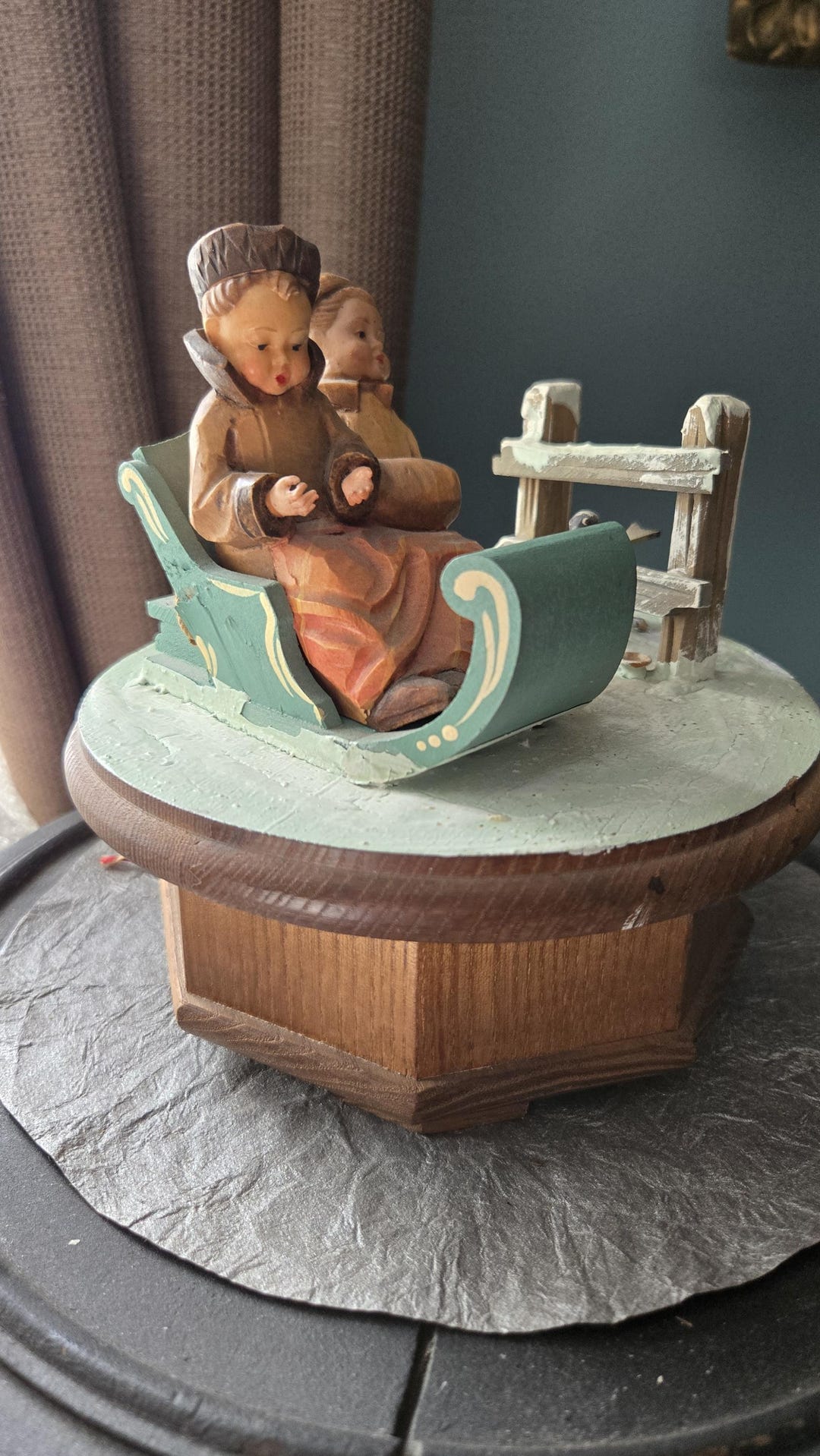 ANRI Wooden Hand Carved Music Box Winter Sleigh Ride THORENS Swiss ...